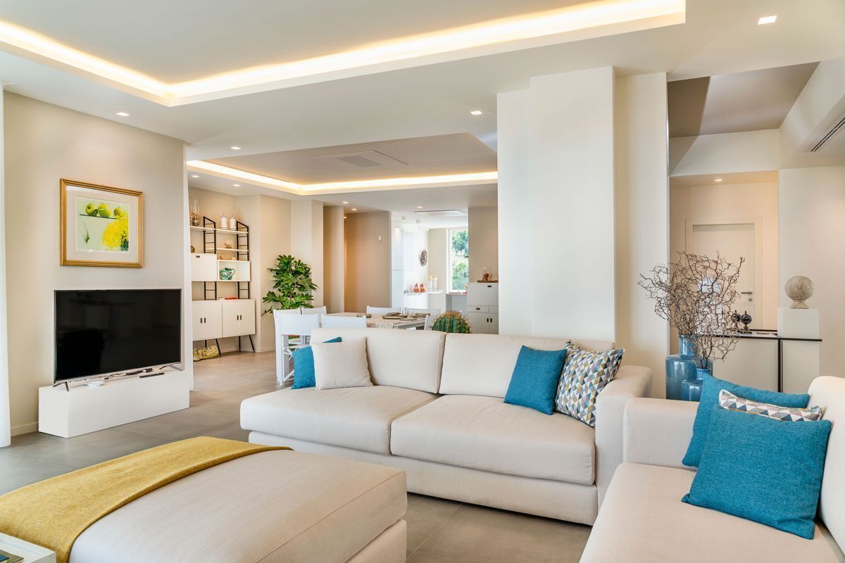 Villa Sul Mare - Ocho Habitaciones Villa, Capacidad 16 - Valverde