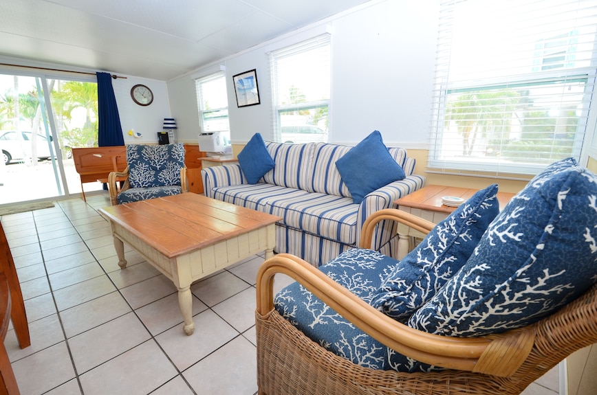 Fl Keys Cottage With Ocean Views - Venture Out Unit 395 - Florida Keys