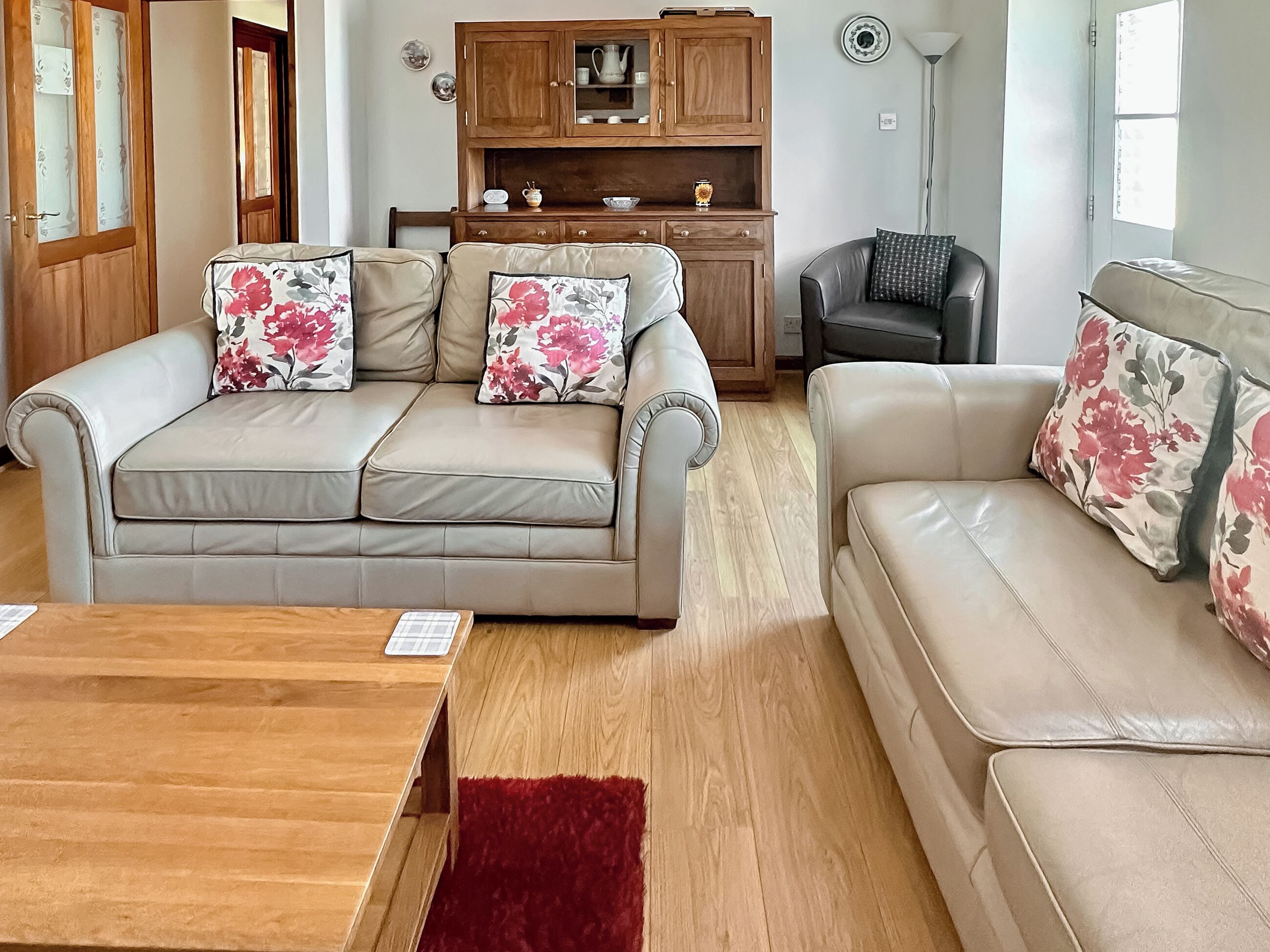 Converted Barn Set On A Working Farm With Plenty Of Walks From The Door. - Pwllheli
