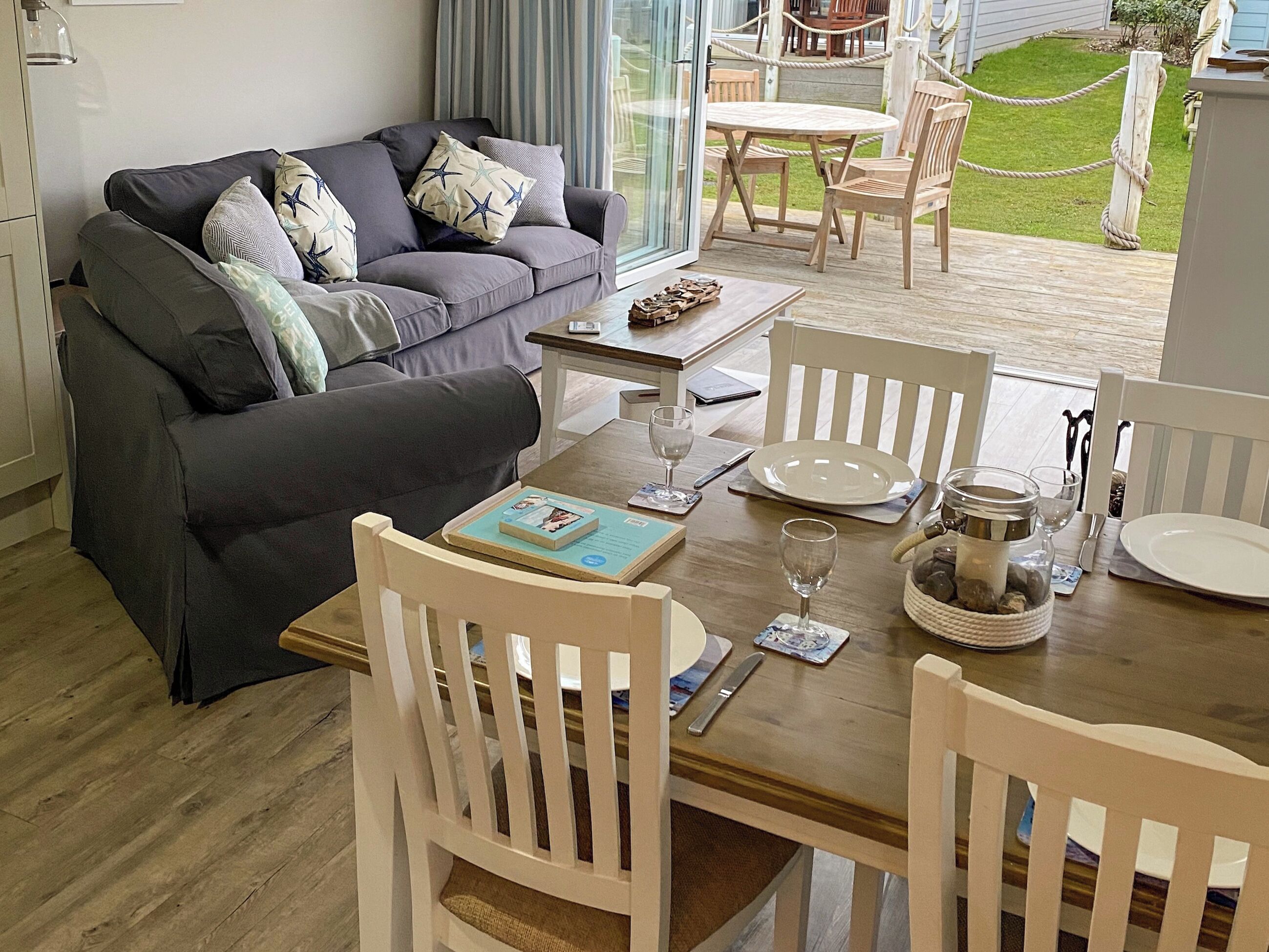 The Bay - Sandy Bay Beach House - Filey