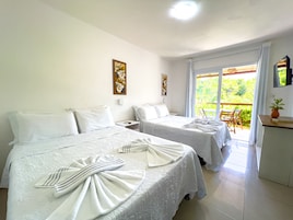 Quarto quádruplo, 1 quarto | Wi-Fi de cortesia, roupa de cama