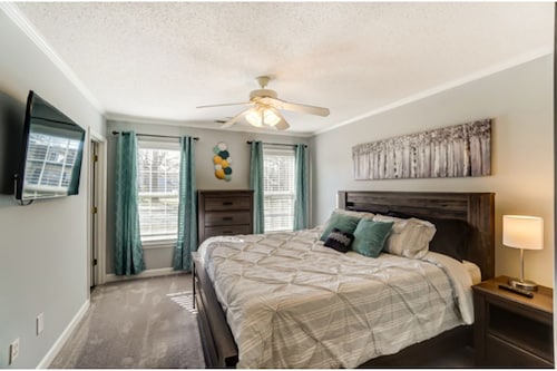 Cozy Space - Minutes From All Charlotte Area Has To Offer - Belmont, NC