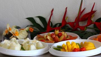 Café da manhã continental grátis todos os dias