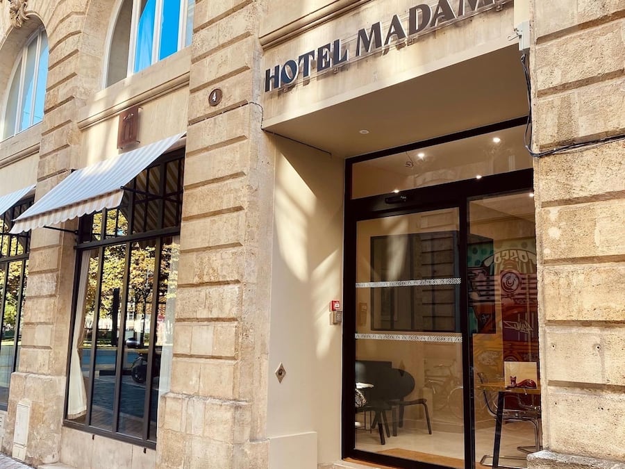 Fachada da propriedade