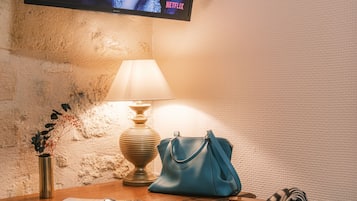 Quarto Comfort, não fumadores, vista para o pátio | Comodidade do quarto