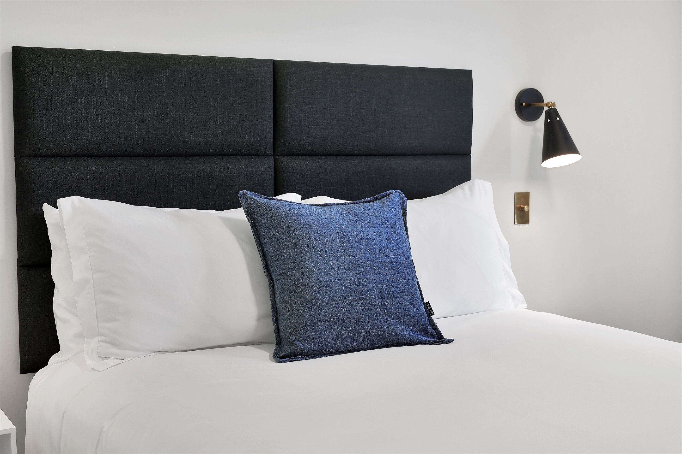 Queen Bed + Kitchen + Washer/dryer, Mt Shasta #206 - Mount Shasta, CA