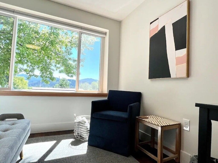 Summit Lofts, 2 Queen Beds, Mt Shasta #201 - McCloud, CA