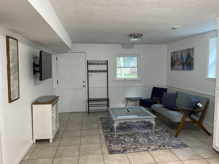 Quiet Basement Apartment By Trilith - Riverdale, GA