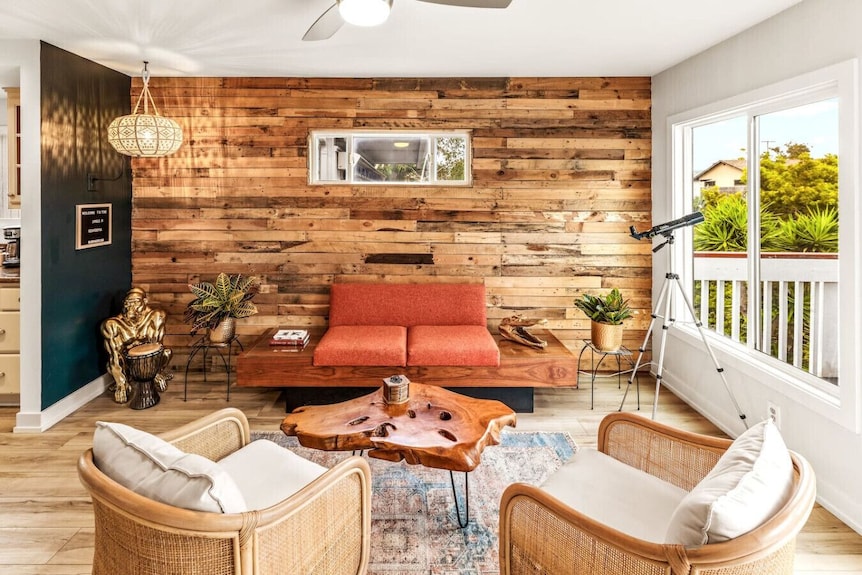 Mile To Beach! Pool Table & Hot Tub! Pet Friendly! - Oceanside