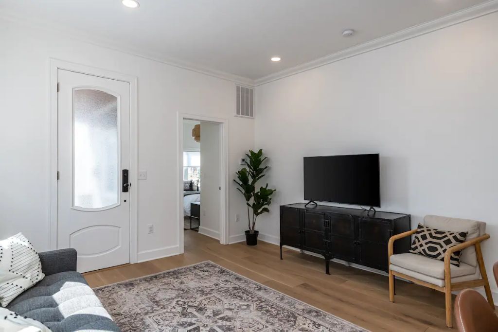 Top Airbnb In Dayton! | South Park | Fenced Yard - Dayton