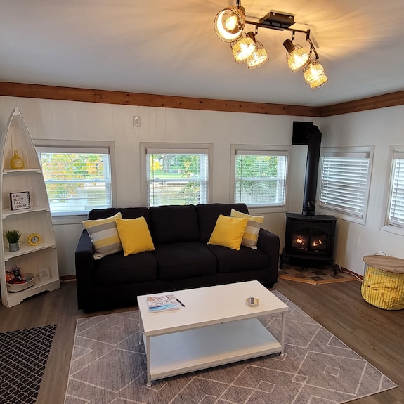 Cozy Lakefront Cottage On Little York Lake - Morgan Hill State Forest, Cortland