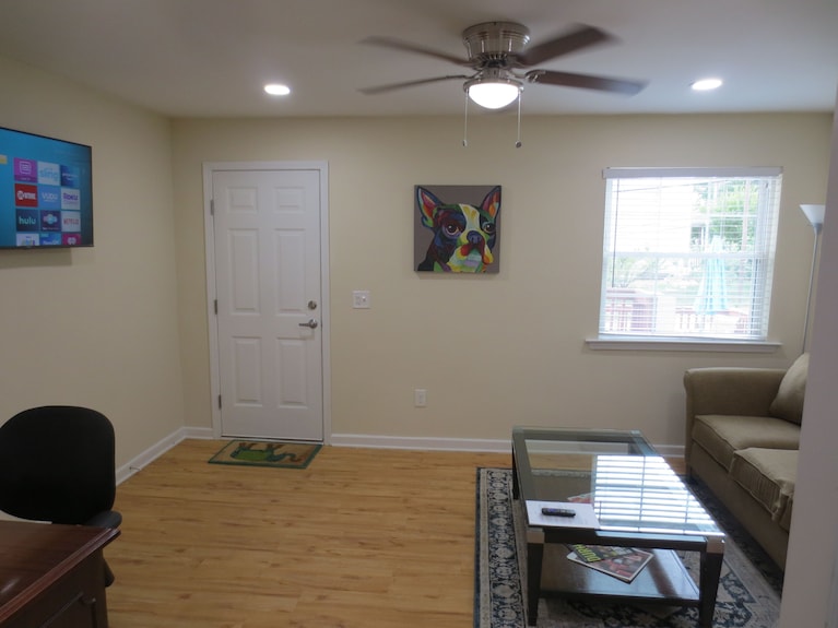2 Bedroom Apartment Near Downtown Durham - Chapel Hill, NC