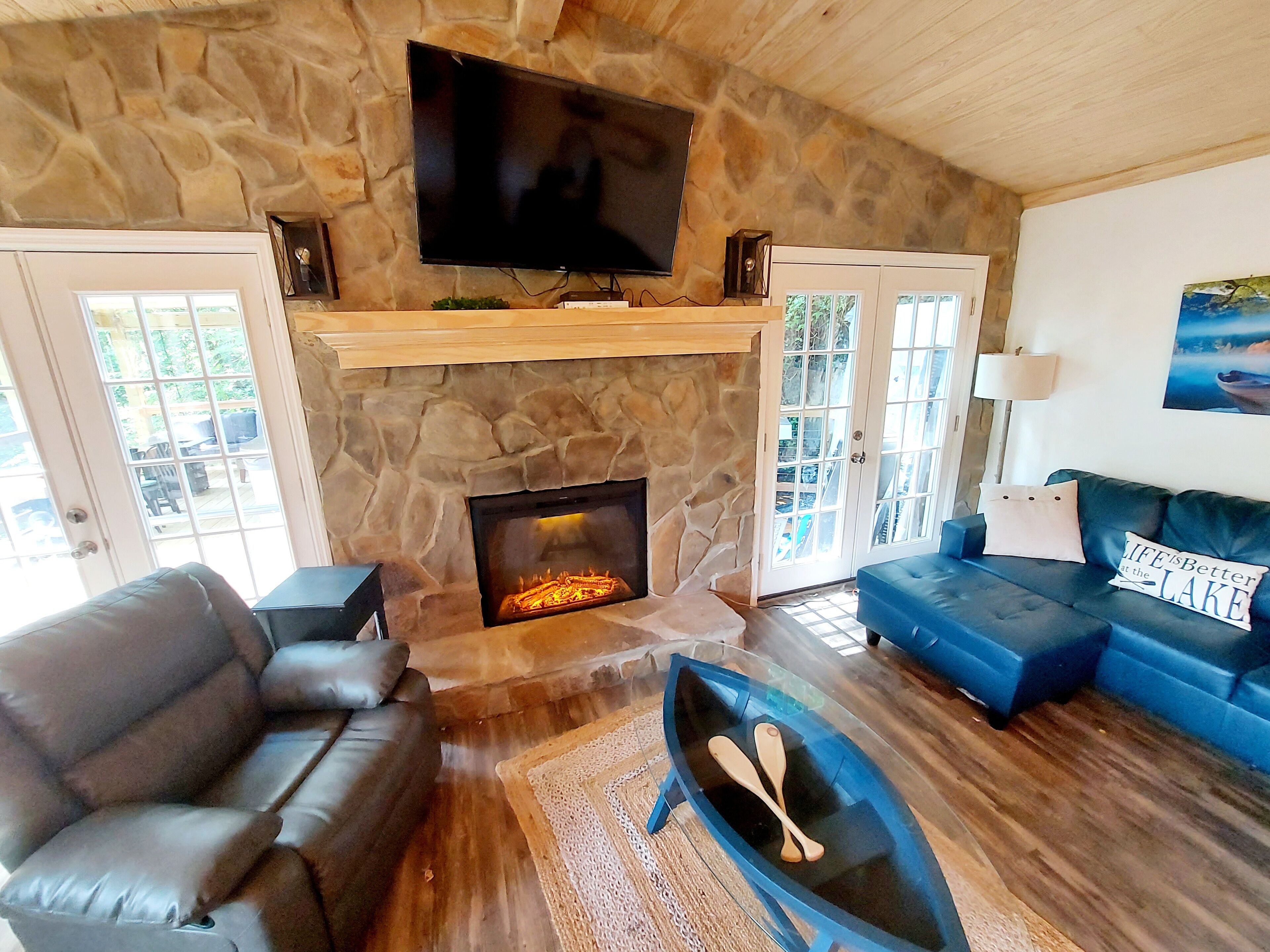 New! Lakefront Cabin-mnt View-hot Tub-wifi-prime Location-bryson City/cherokee - Cherokee, NC