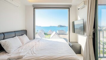 Quarto básico, 1 quarto (Naples1) | 1 quarto, Wi-Fi de cortesia