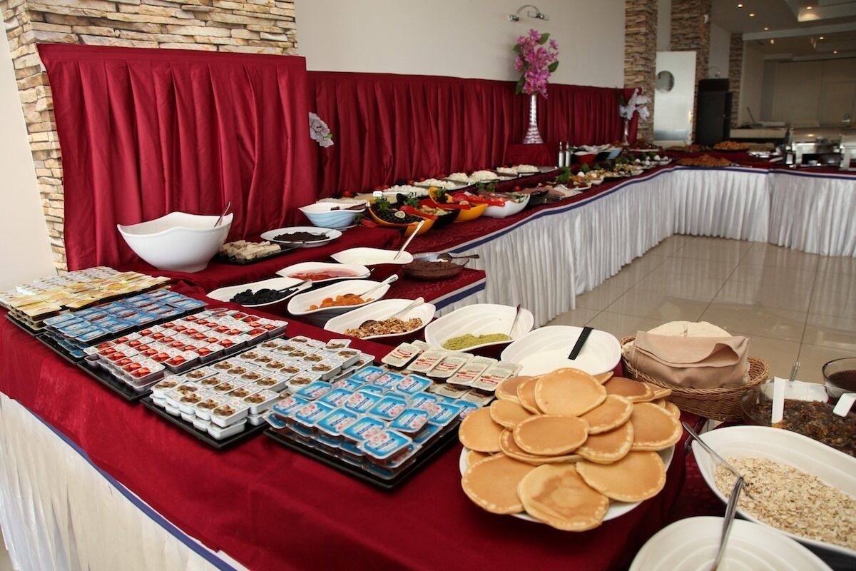 Buffet de pequeno-almoço