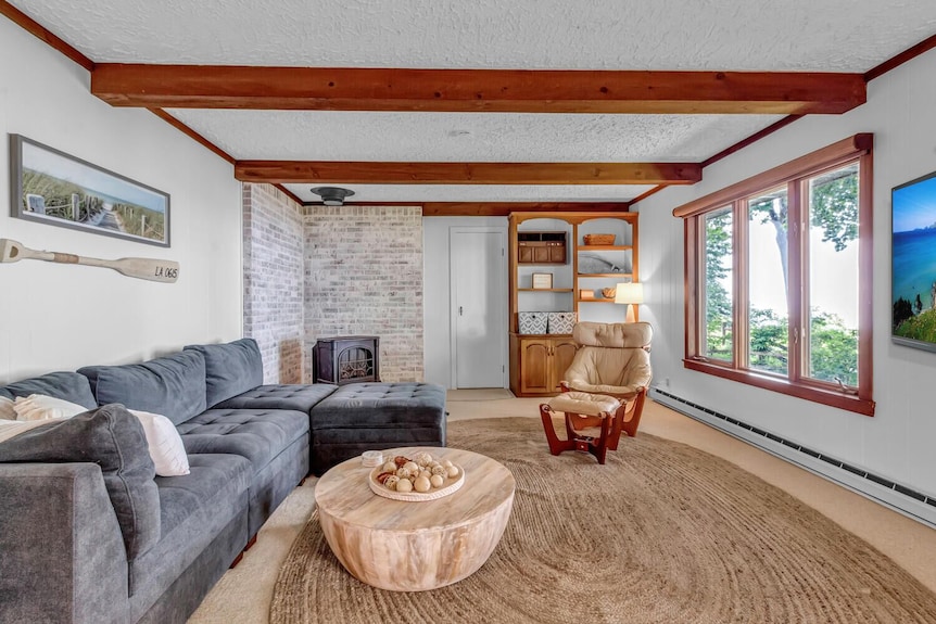 *Hot Tub * Lake Front | Near Olcott Beach | King Bed - State of New York