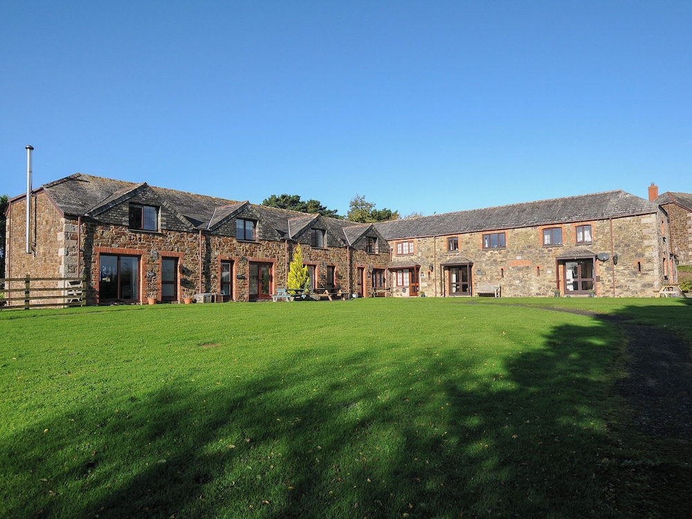The Snug - Polzeath Beach