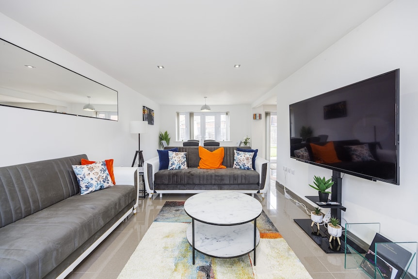 Coventry House For The Larger Group With Parking - Coventry