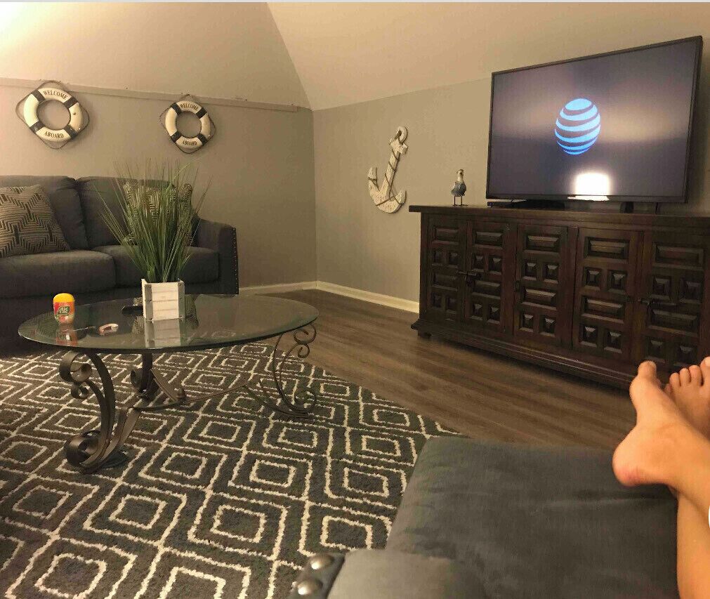 Beautiful Lakehouse W/ Stunning Sunsets Private Dock, Pool, Pool Table Sleeps 12 - Lexington, SC