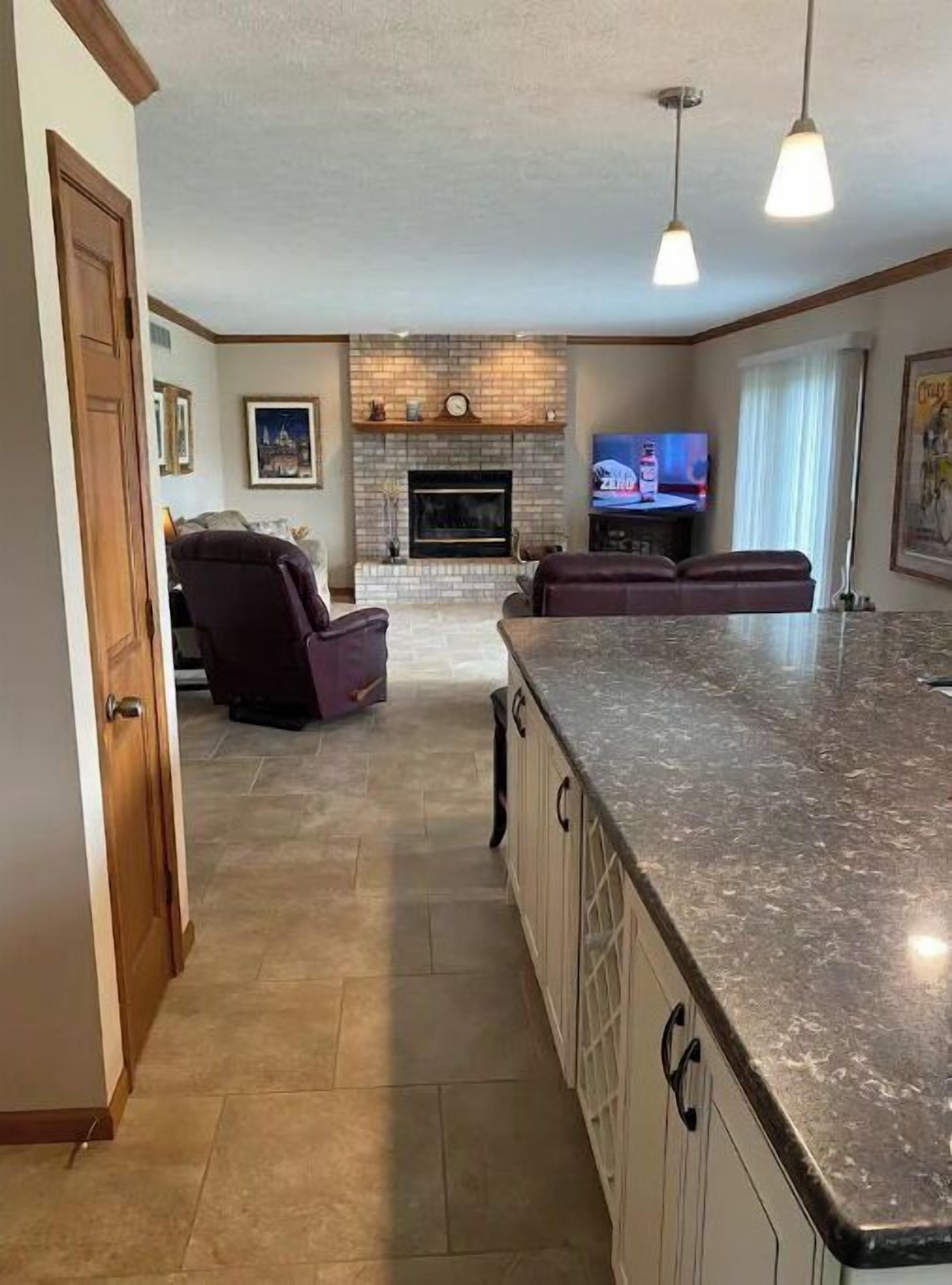 Clean Newly Updated 4 Bedroom In Quiet Granger - Elkhart, IN