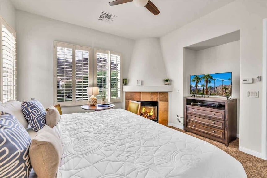 Spectacular Desert Studio Retreat In La Quinta #C - Joshua Tree