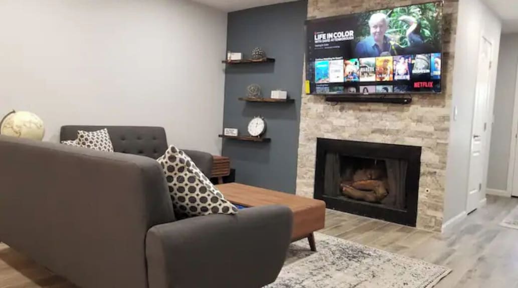 Book It And Love It! Hgtv Looking Home - Kalifornien