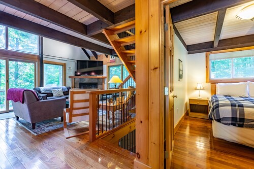 Private Ski Cabin On Okemo Mt. With New Hot Tub! - Ludlow, VT