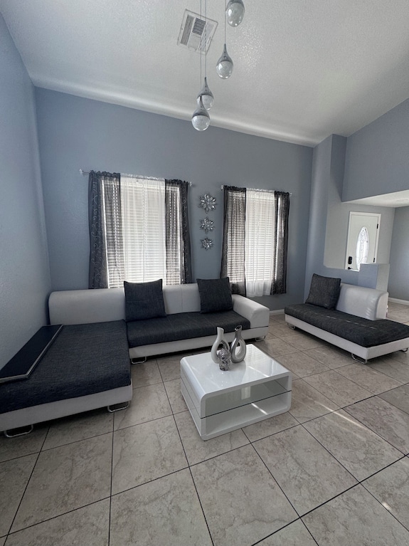 Beautiful Home With Free Parking - Paradise, NV