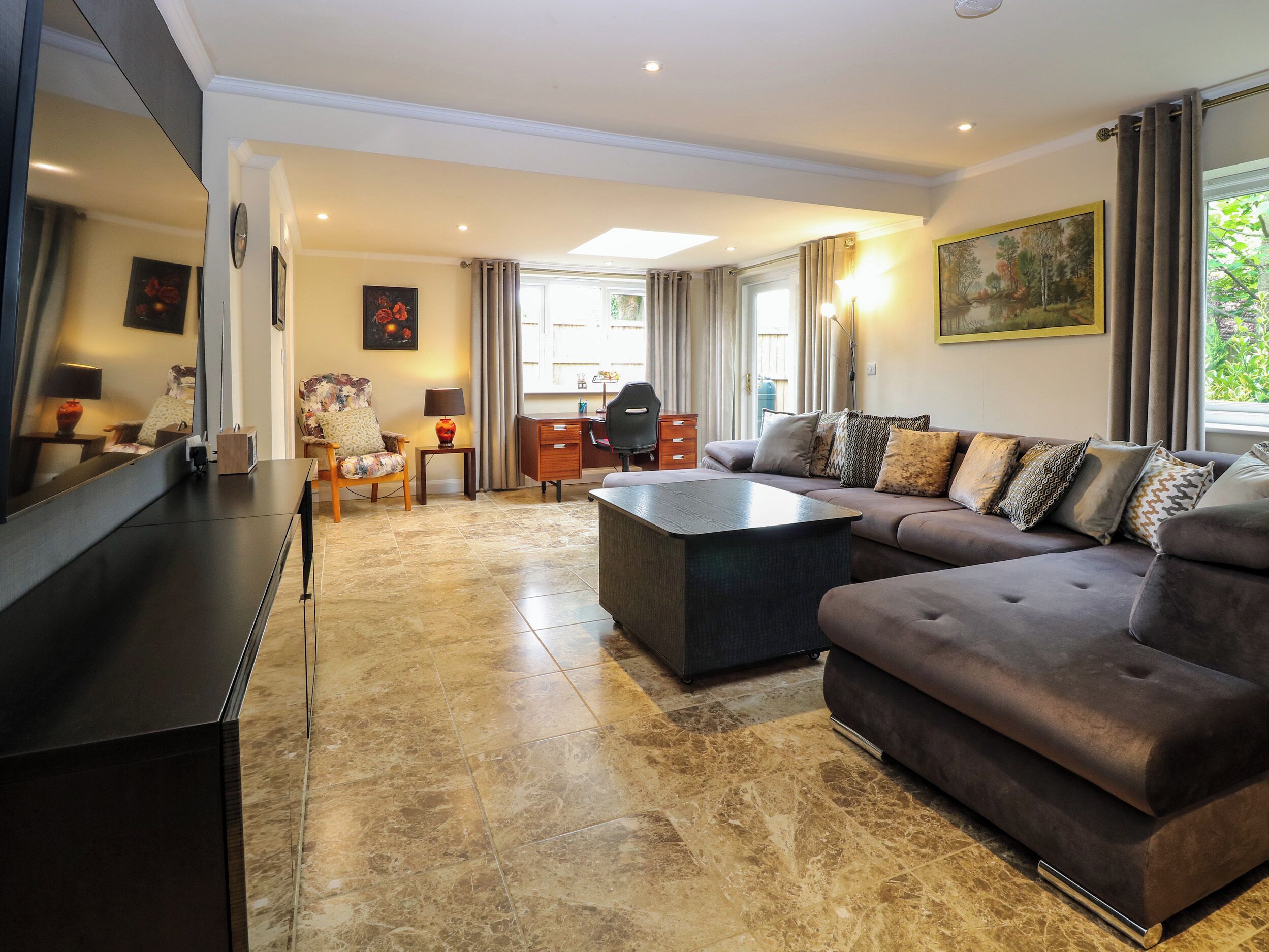 Birch Cottage, Pet Friendly, Character Holiday Cottage In Brundall - Wroxham