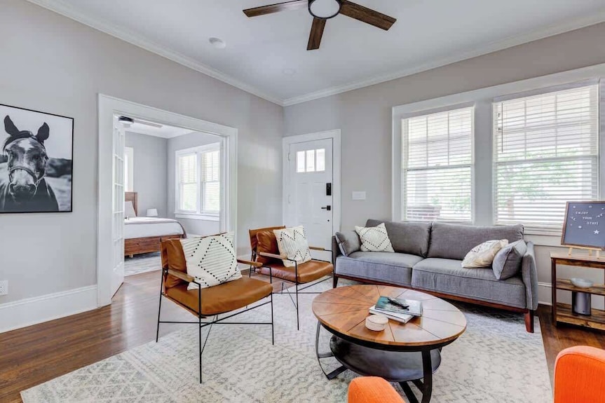 Adorable Home - Southern Charm - Excellent Location - Charlotte, NC