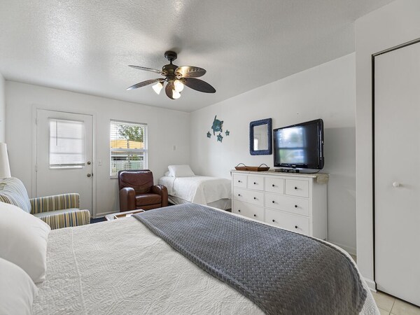 The Sportsman's Lodge & Marina - Sebastian, FL