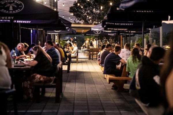 シービュー・タバーン・モーテル - ウールグールガ