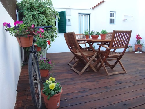 Backyard House, Faro - Faro District