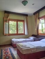 Quarto Duplo Standard | Wi-fi grátis, roupa de cama fornecida 