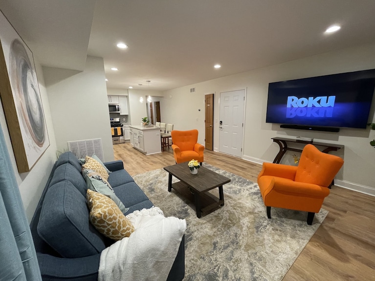 Penthouse Suitesteps From Mayo Clinic Hospital - Minnesota