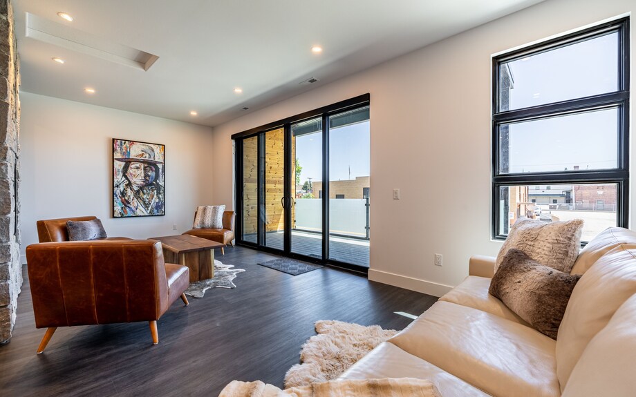 Eagles View- Perfect Location Near Downtown Cody, New Luxury Family Condo - Cody