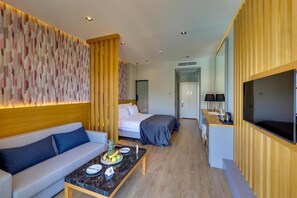 Quarto Duplo Standard | Minibar, cofre no quarto 