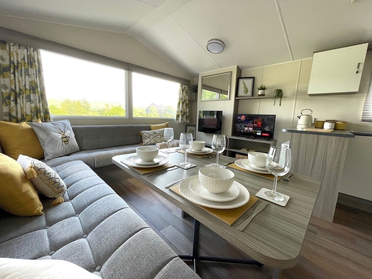 Beautiful 3br Holiday Home In Stunning Location - Pass The Keys - 莫弗特