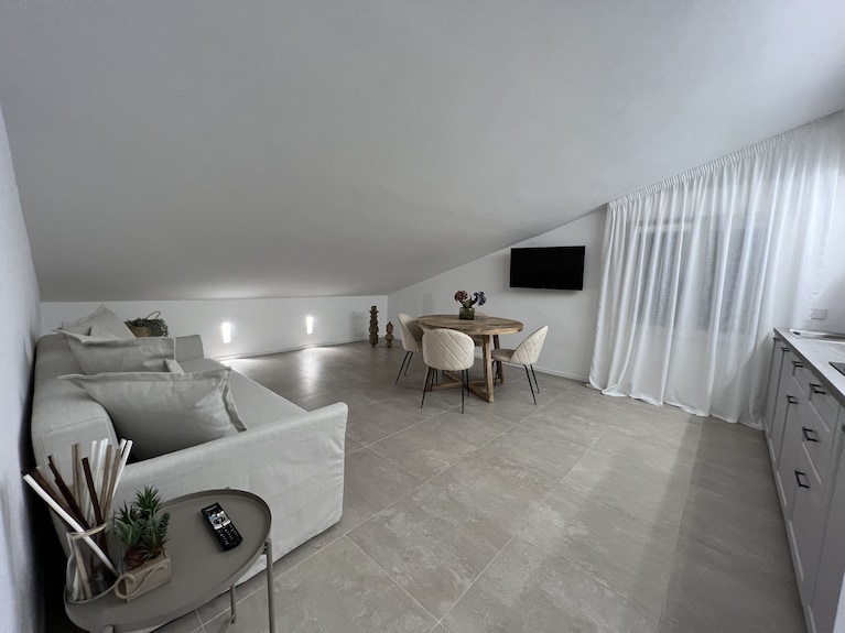 Villa Torrione - Entire Villa - Modern Design, Private Pool & Airco - 奇維塔諾瓦-馬爾凱