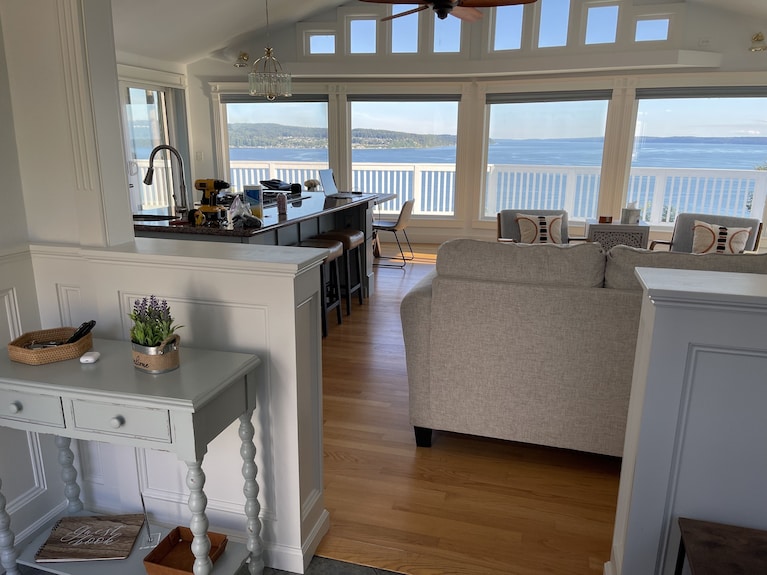 Quiet & Relaxing Family View Home For Beach Lovers & Whale Watchers, +Ev Charger - La Conner