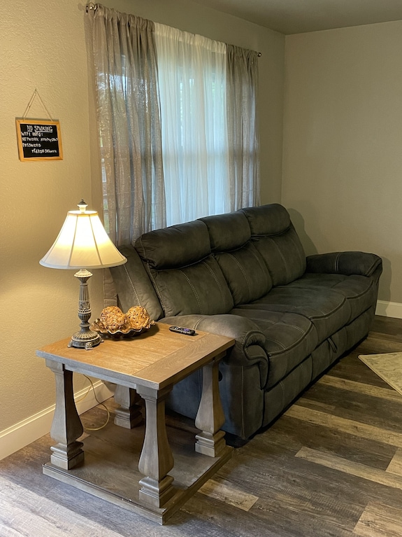 Small Town Charmer Near Tulsa - Owasso, OK