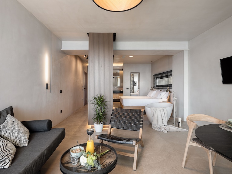 Seannamon Luxury Suite 3 - Steps From The Beach - Agios Nikolaos