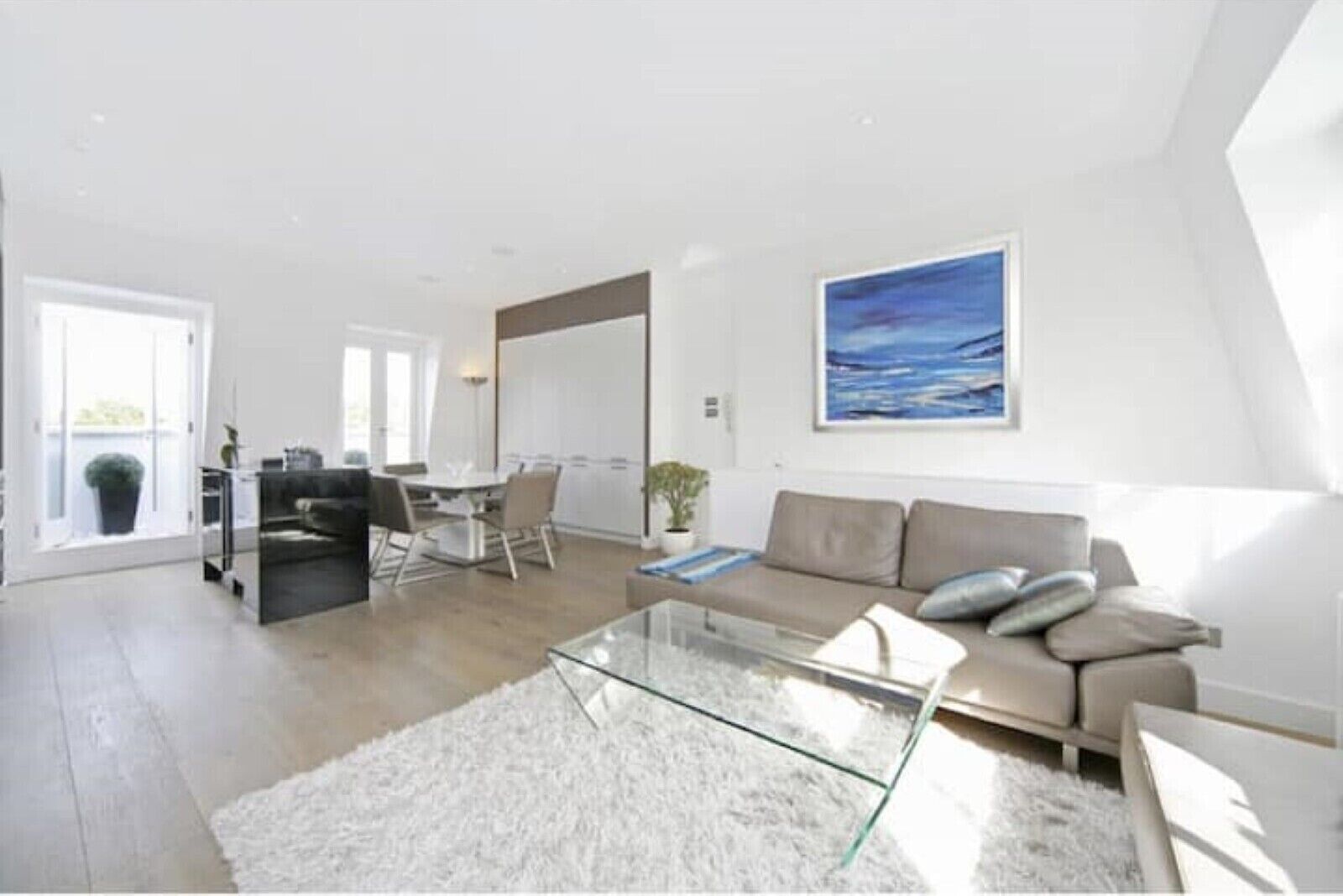 Stunning 2b Duplex In Notting Hill - London