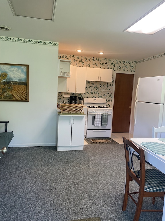 Hunting In Groups Early Fall Or A Summer Family Vacation ? This Is Perfect! - Ohio