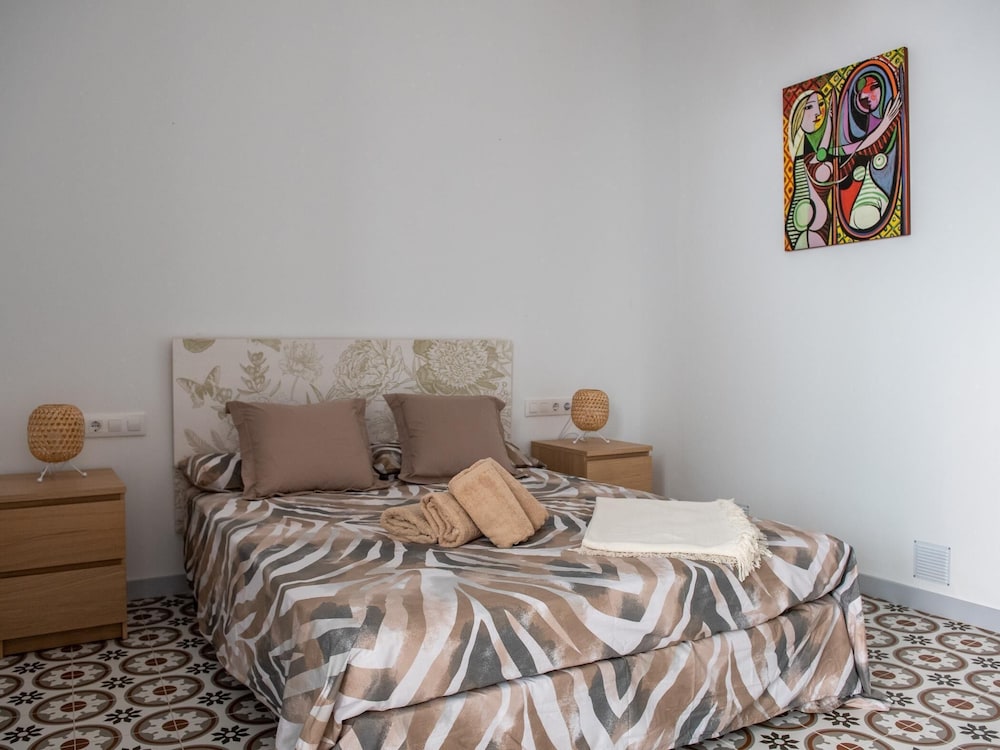 Ground Floor With Free Parking 500m Beach - Pineda de Mar