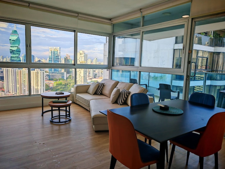 Beutiful High Floor Apartment In The Best Location - Panama City
