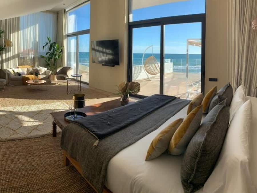 Quarto Duplo Deluxe, terraço, vista para o mar | Roupa de alta qualidade, minibar, cofre no quarto, secretária