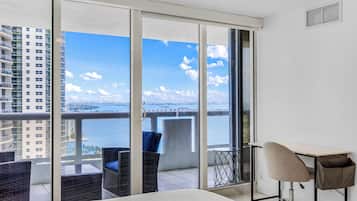 Apartamento, 4 quartos | Vista da varanda