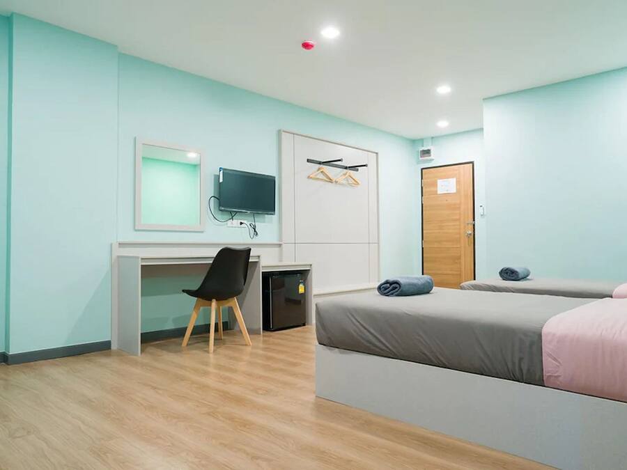 Quarto duplo superior | Escrivaninha, Wi-Fi de cortesia, roupa de cama