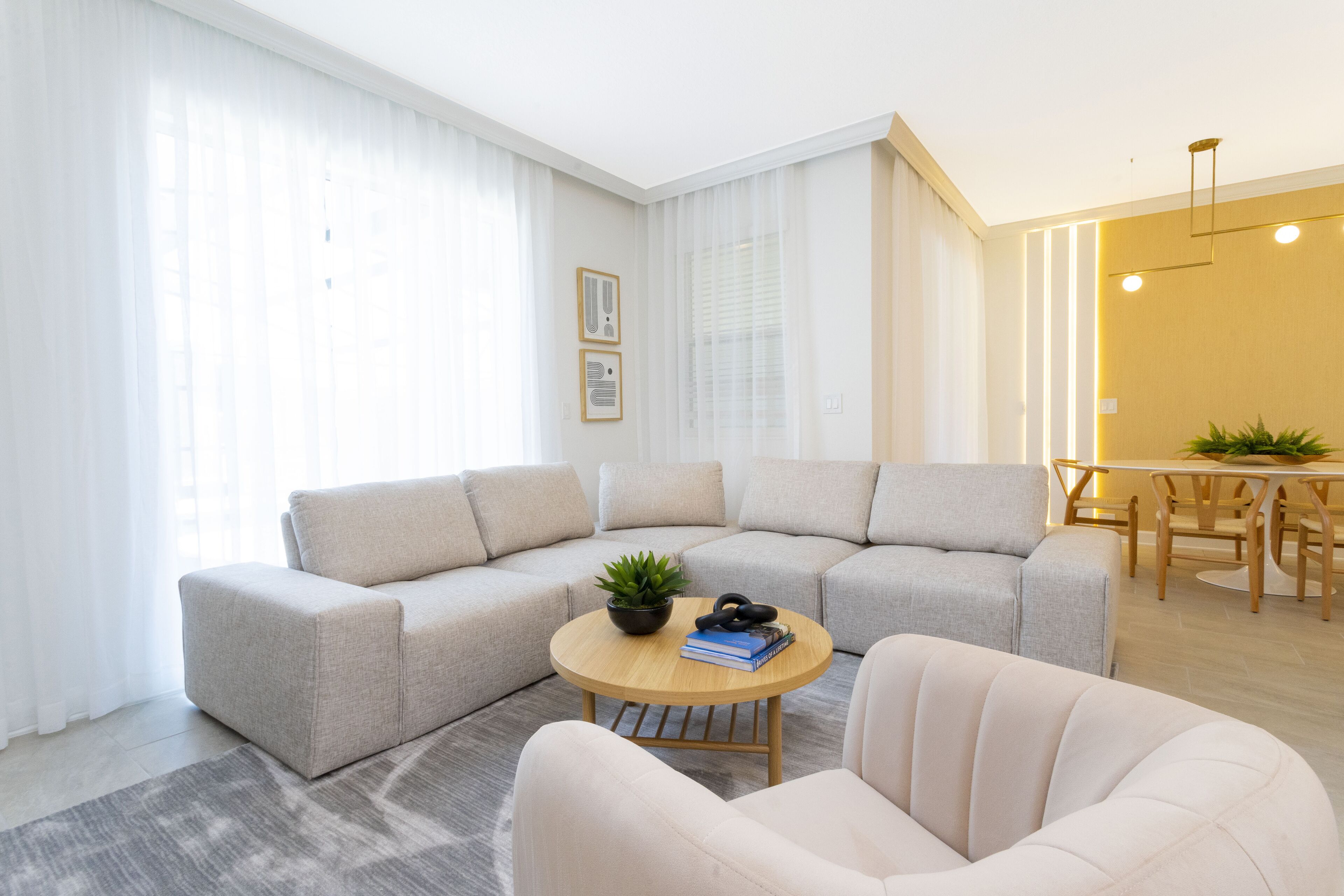 Stylish Townhome W/ Pool & Themed Rooms Near - 基西米